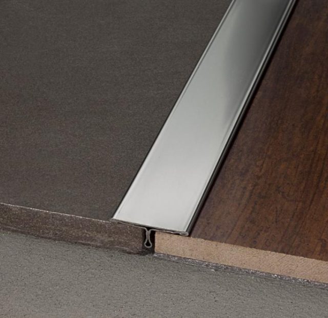 GUARDACANTOS MEDIACAÑA - ESEDE Revestimientos